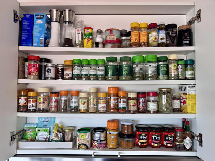 15+ People Who Organized Their Kitchens So Well, You’d Swear They Hired ...