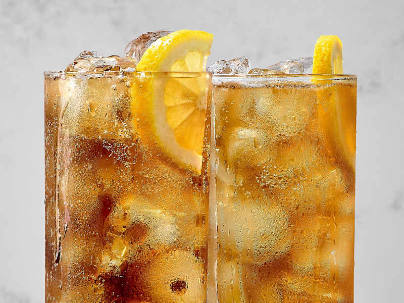 This Best-Selling $300 Nugget Ice Maker Is on Sale for $95 at Walmart