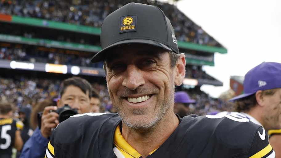 Arthur Smith says the quiet part out loud about Aaron Rodgers' status ...