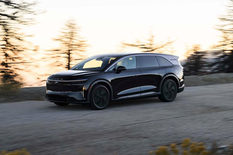 2026 Lucid Gravity Touring Tested: Painless Cost Savings