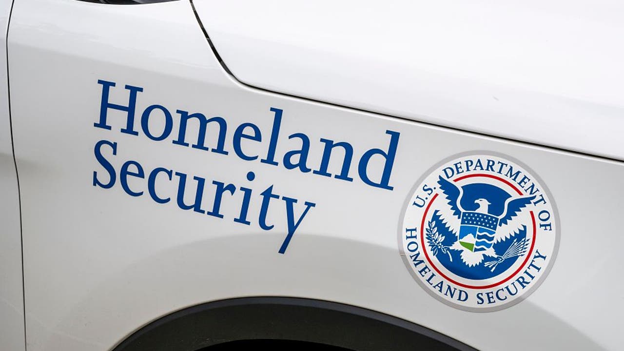 Metro Detroit restaurant owner accused of keeping undocumented workers ...