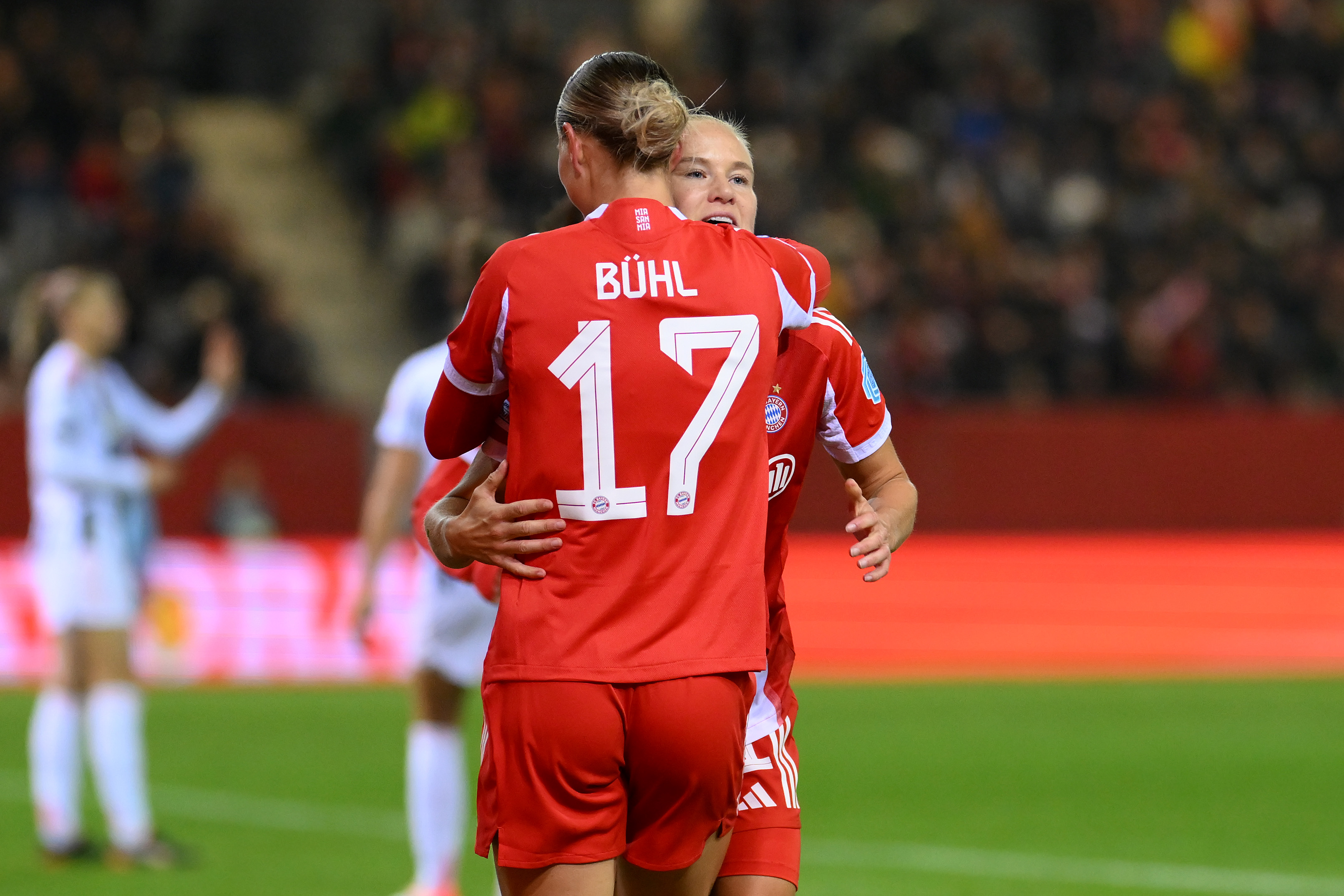 Live Blog: Paris Saint-Germain vs. Bayern Munich — Women’s Champions League