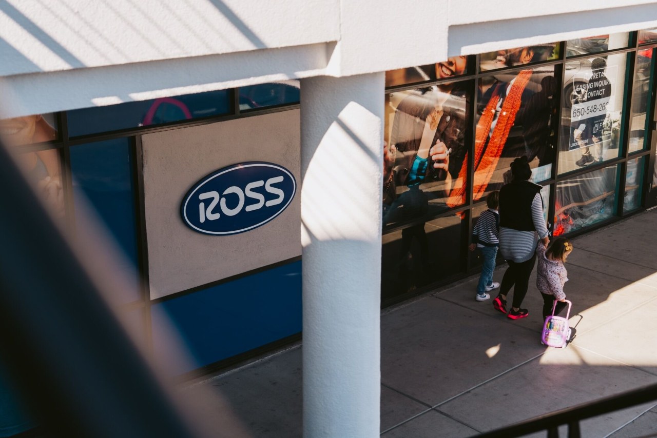 Ross Stores Lifts Full-Year View on Higher Same-Store Sales