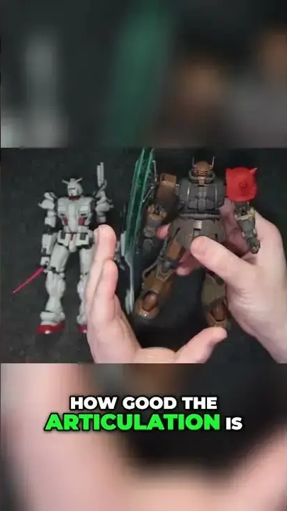 Gundam Universe Zaku II review: Amazing but with 1 huge flaw!