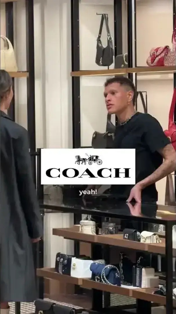 Coach pronunciation - how to pronounce coach correctly