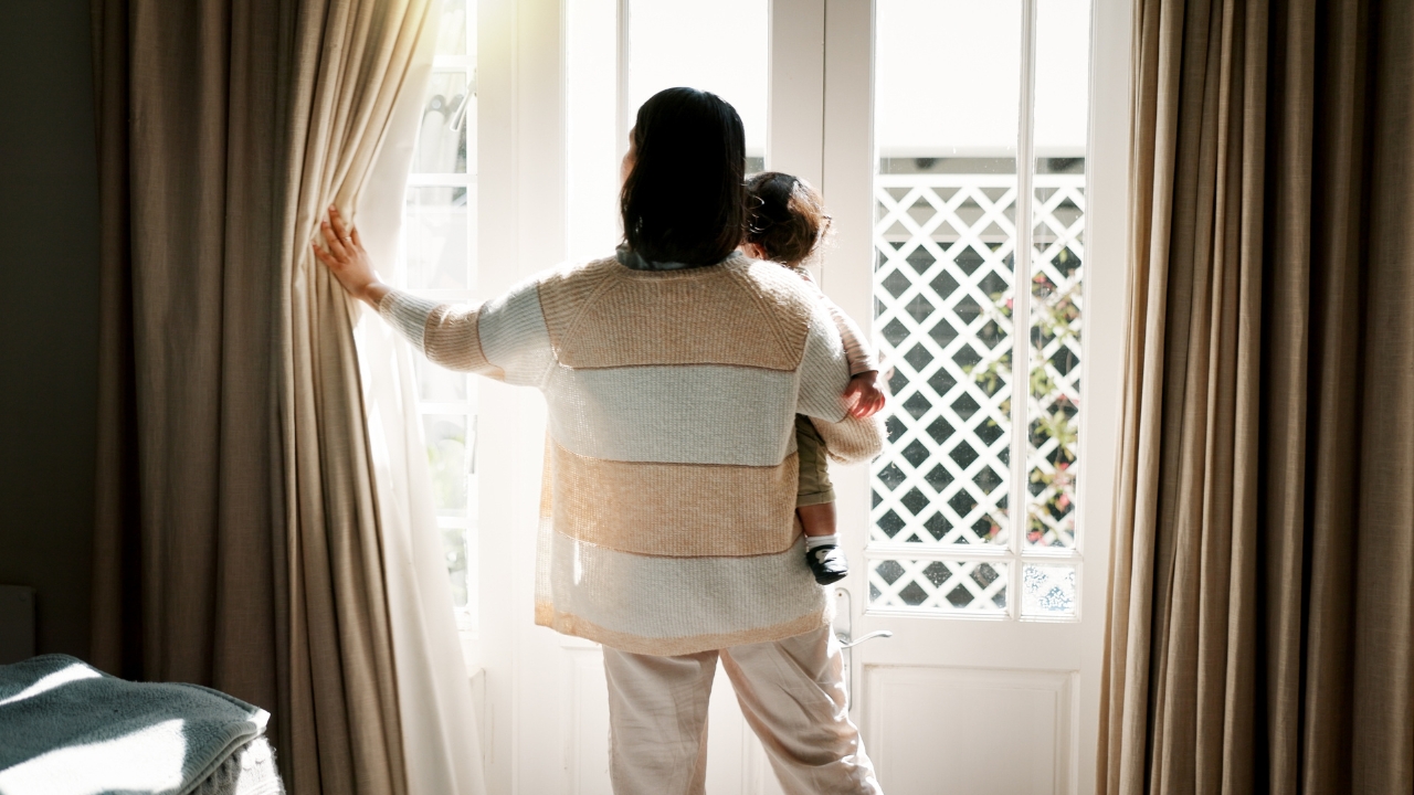 Window treatment tweaks that make a cold room feel warmer