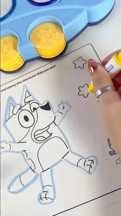 Crayola Color Wonder Bluey light up stamper #asmr #crayola #bluey