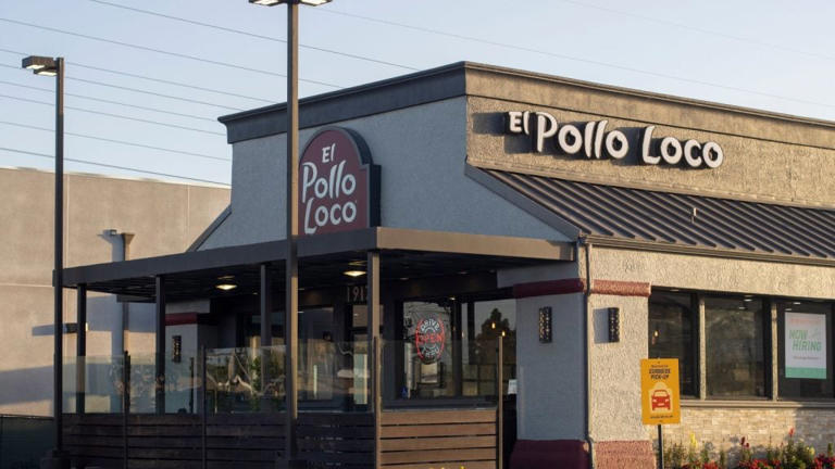 Americans say these regional fast food chains need to go nationwide now