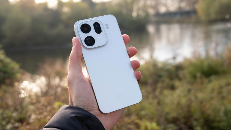 Realme GT8 Pro review: the street photography king