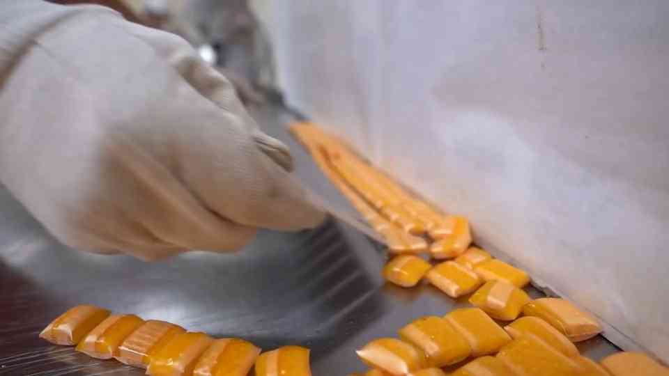 What it’s like to taste piña colada in candy form