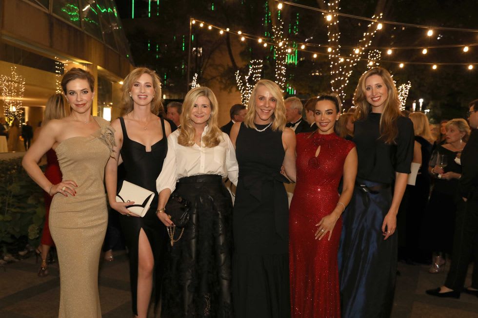 Symphony supporters savor wine + music by candlelight at Dallas fundraiser