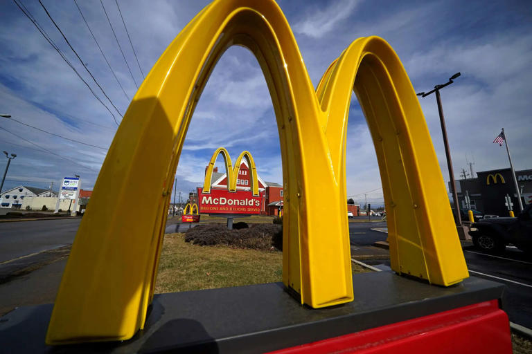 McDonald's Grinch meal arrives in US this holiday season with new ...
