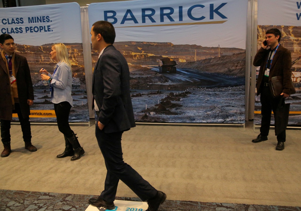 Elliott Management Builds Stake in Barrick, Encouraged by Breakup ...