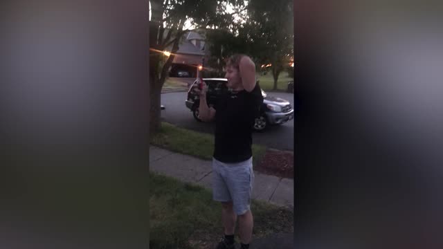 Teen FaceTimes Friend In Front Of House After 2 Years | Happily TV