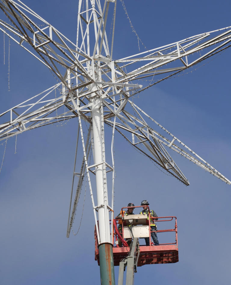 Roper Mountain Science Center's iconic star to go dark this holiday ...