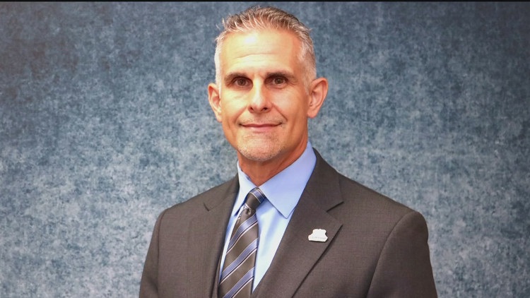 DeKalb superintendent signs on for one-year deal, won't get paid as ...