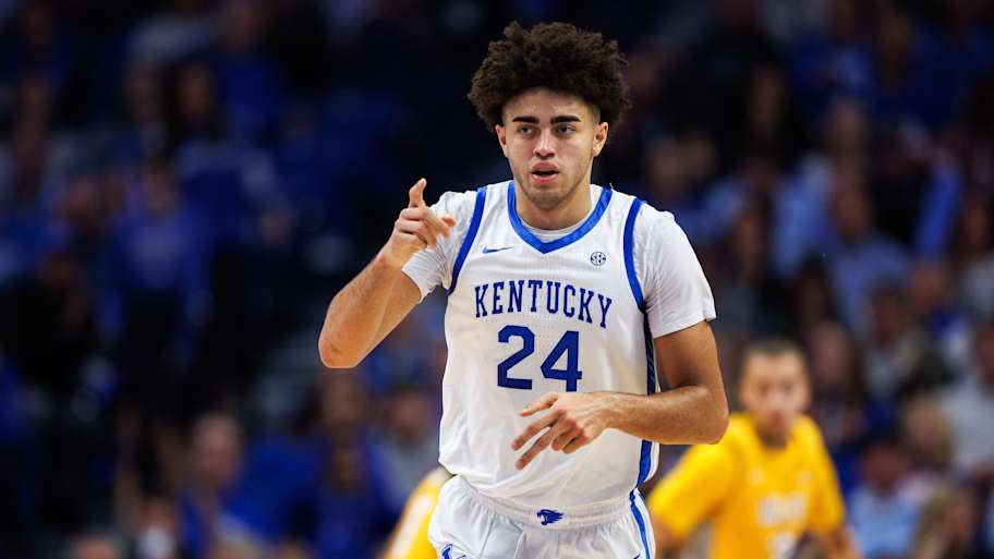It's time for Mark Pope to make a change to Kentucky's starting lineup