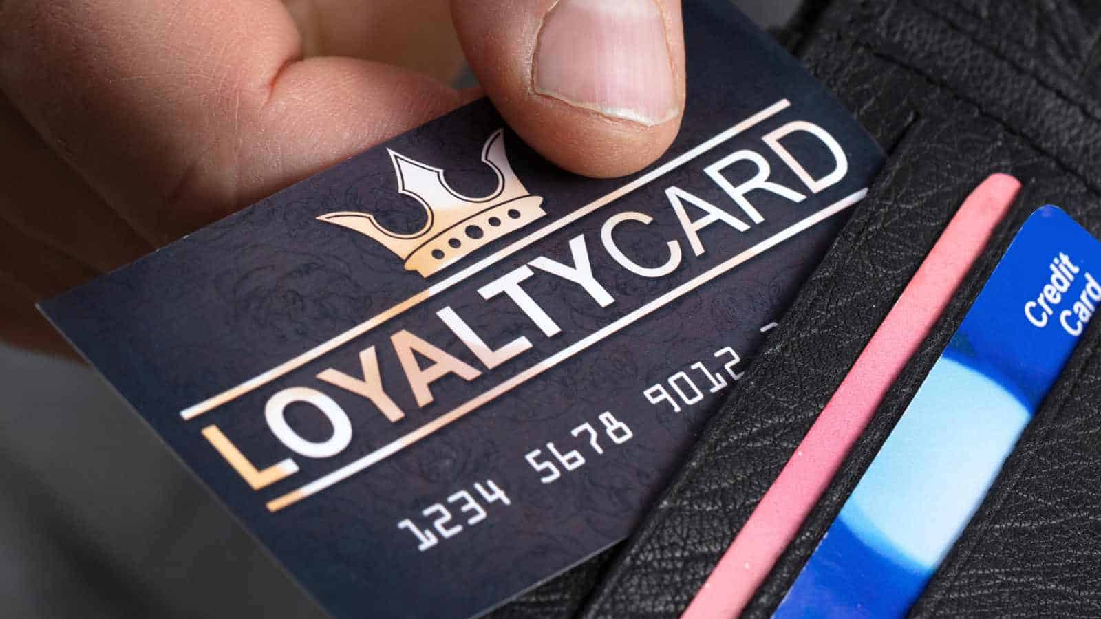 12 Things to Stop Carrying in Your Wallet After 50