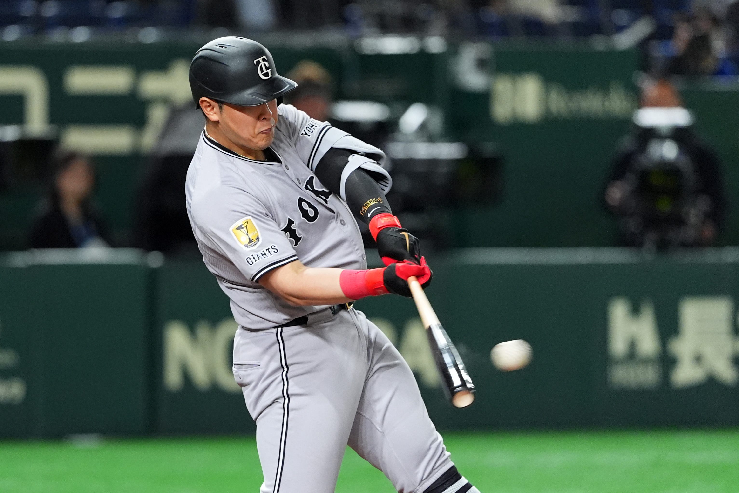 Japanese stars Kazuma Okamoto, Kona Takahashi heading to MLB