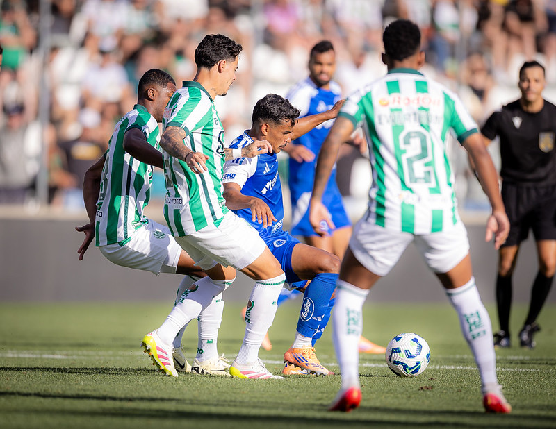 Juventude e Cruzeiro empatam em jogo de seis gols no Alfredo Jaconi