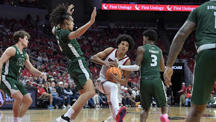 Full Guide to Louisville vs. Cincinnati: Where, When, TV, Streaming ...