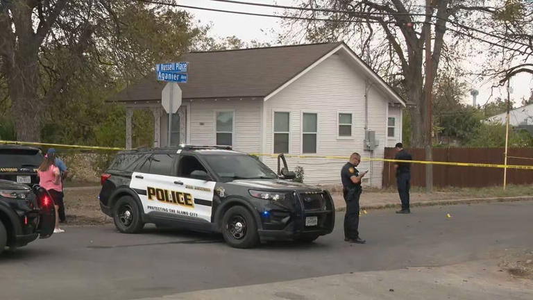 Woman shot in face during drive-by shooting while inside home, suspects ...