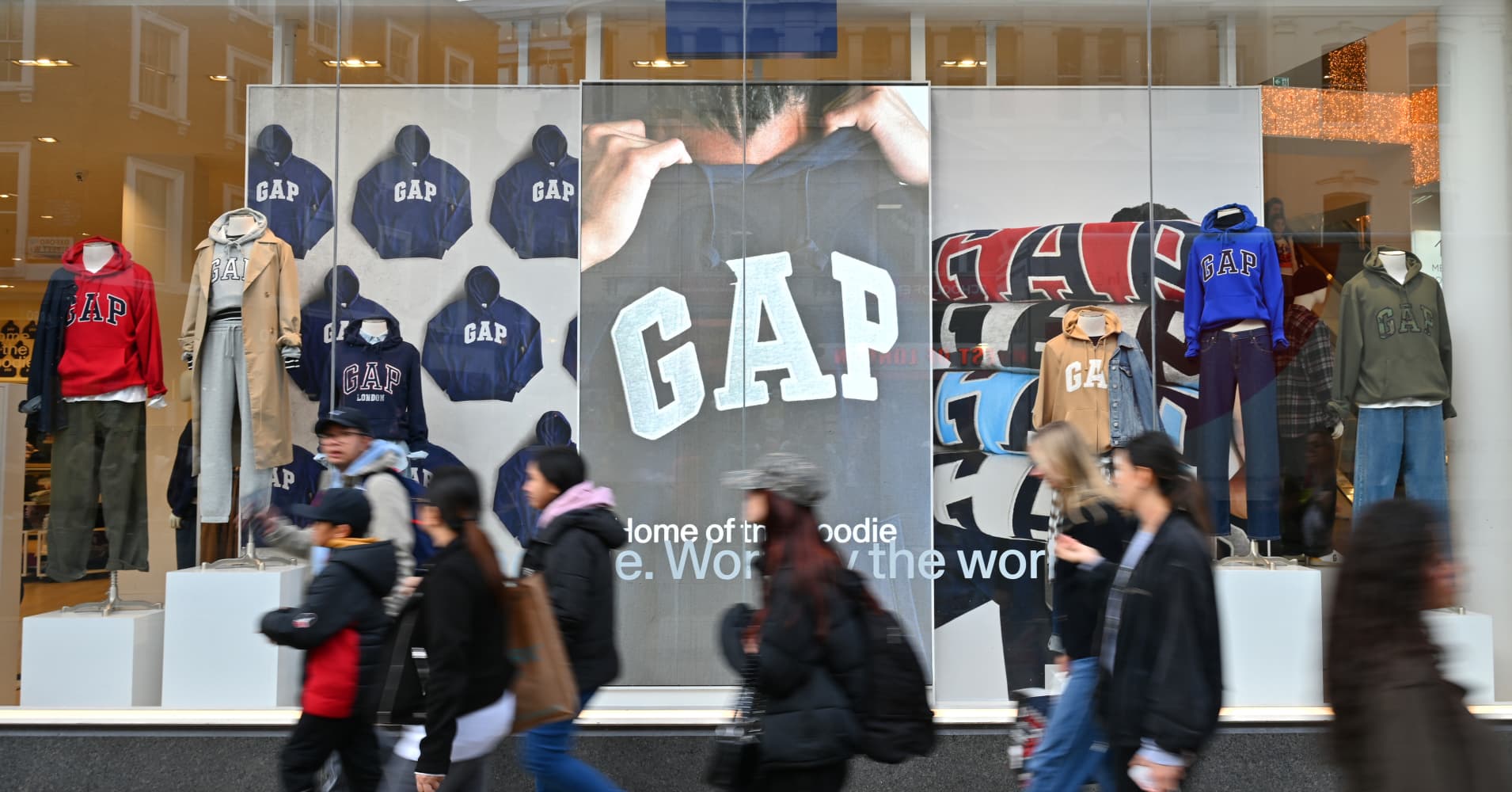 Gap comparable sales surge after viral 'Milkshake' denim ad with Katseye