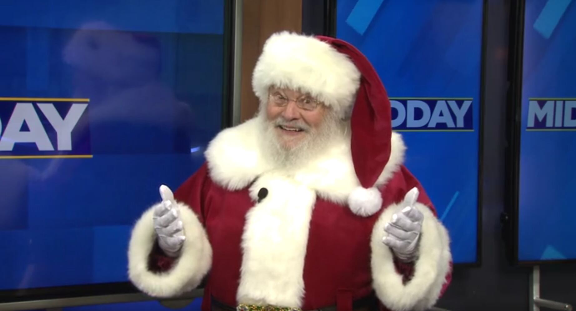 Ho, ho, ho! Santa brings the holiday spirit to Grand Junction