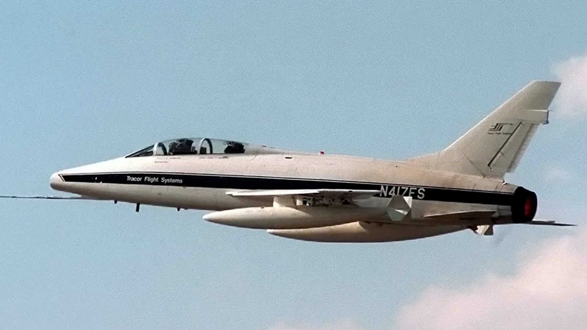 334 Pilots Lost, 9,700 Hours, 1 Dangerous Edge: The Super Sabre’s Fight ...