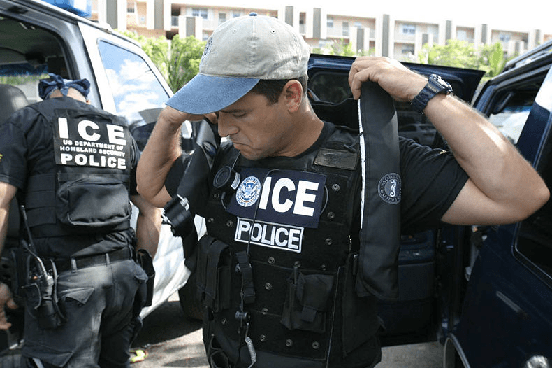 ICE official tells judge someone else wrote his declaration in Kilmar García case