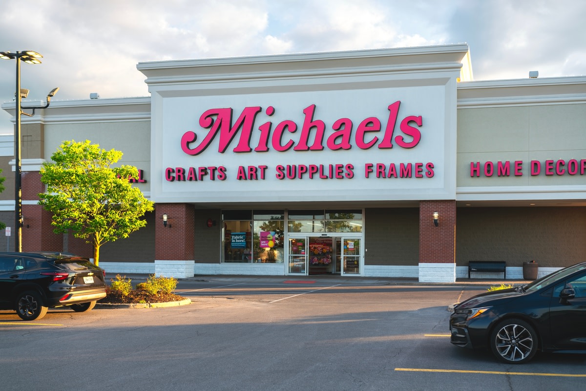 Michaels expands 10-minute custom framing to all US stores for spring ...