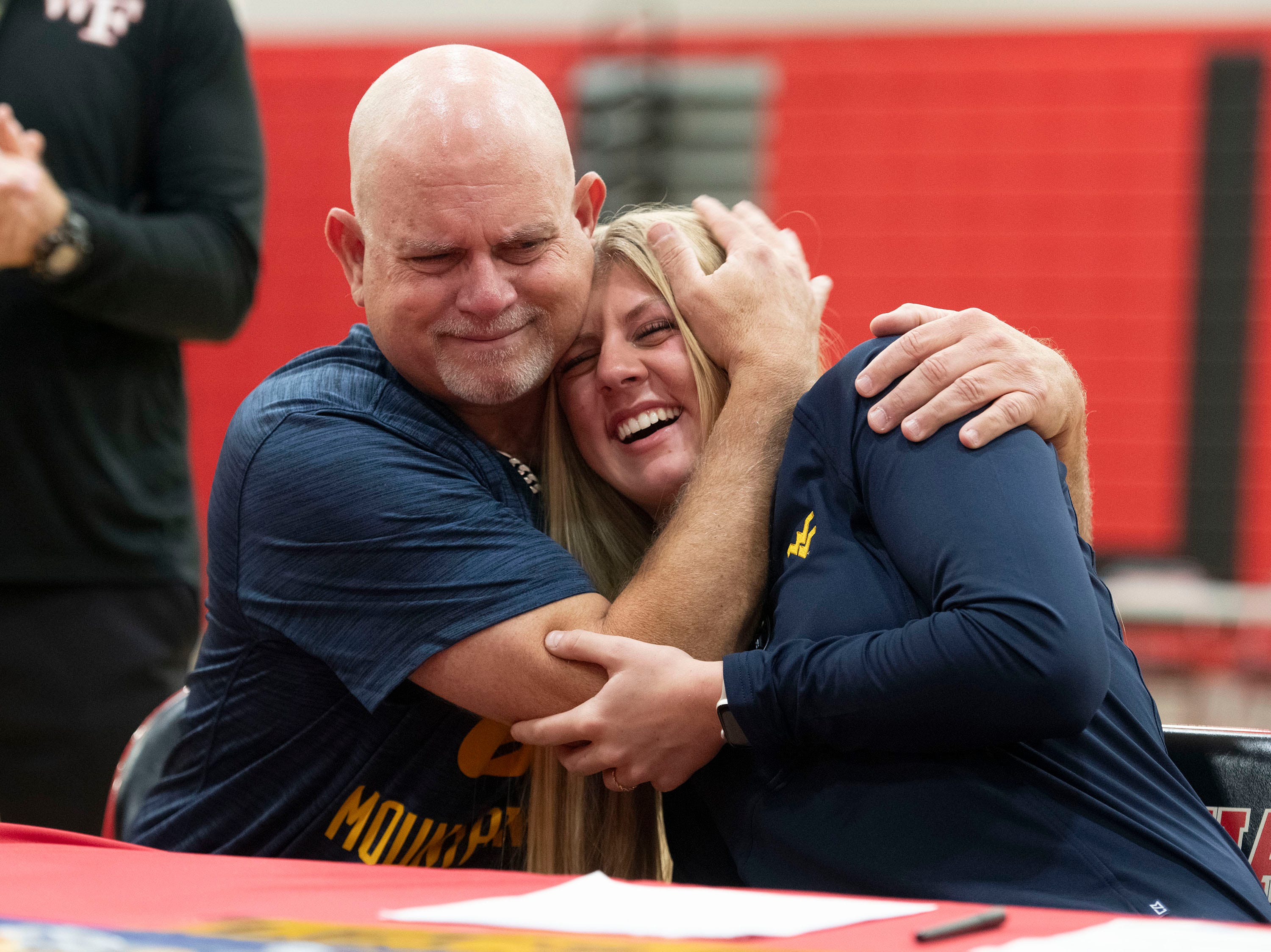 Taylor Clements, West Florida's first swim state champ, signs with WVU