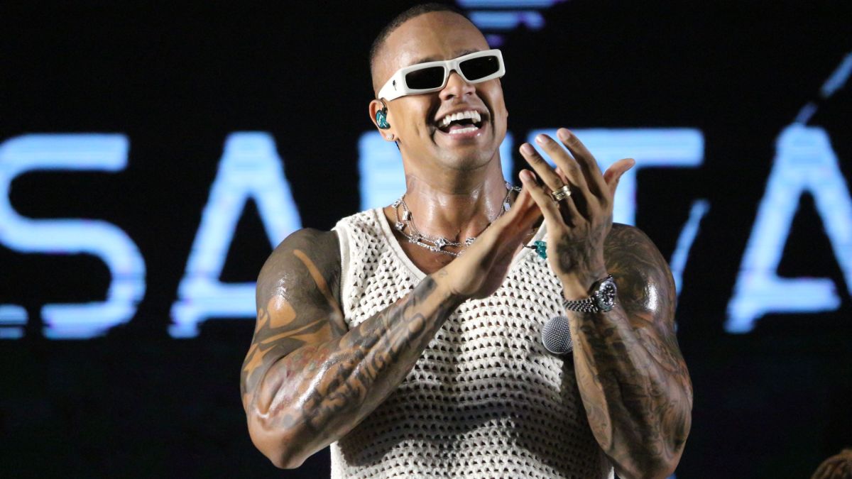 Léo Santana adia show por conta das chuvas em Salvador