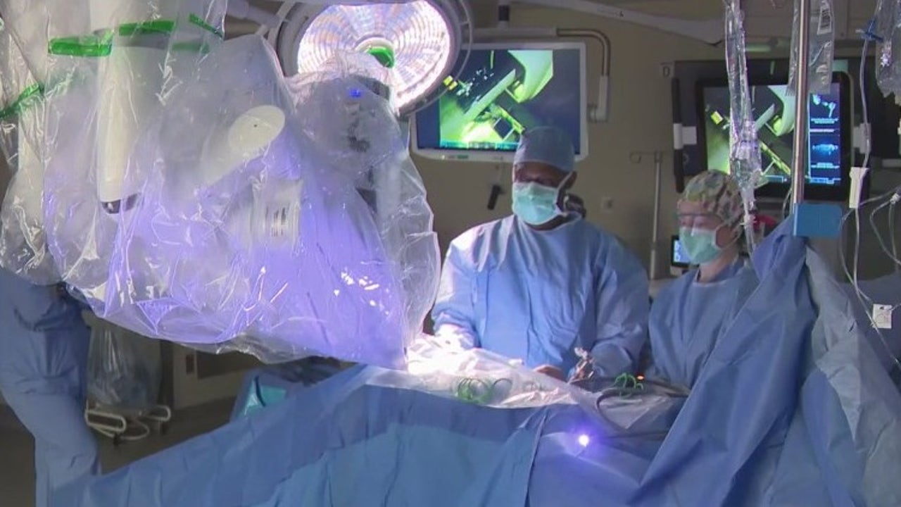 Forsyth County firefighter gets lifesaving kidney from his sister