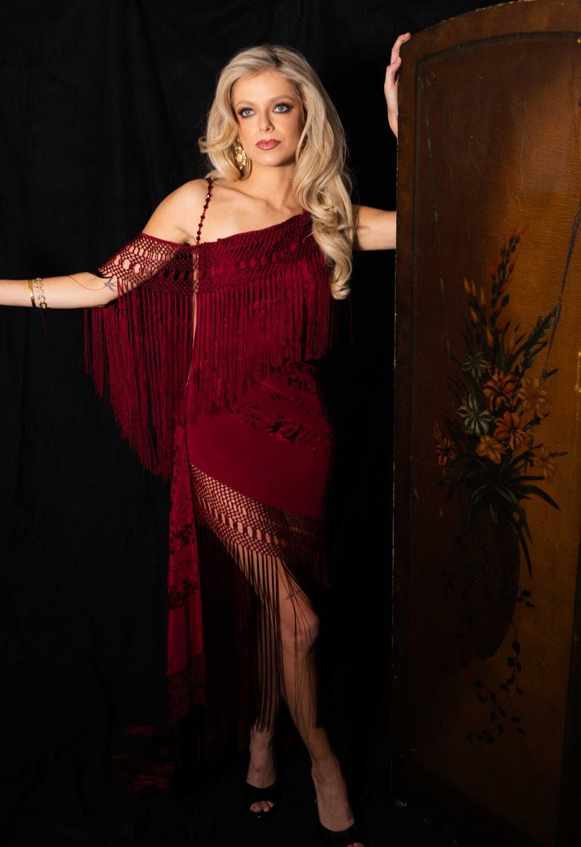 Carter Faith Gave Us an Exclusive Look at Her Vintage CMA Awards Outfit