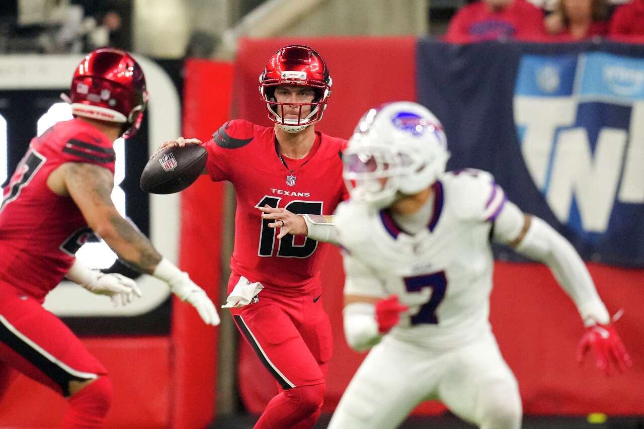 Houston Texans vs. Buffalo Bills: Ground game helps cut into Buffalo's lead