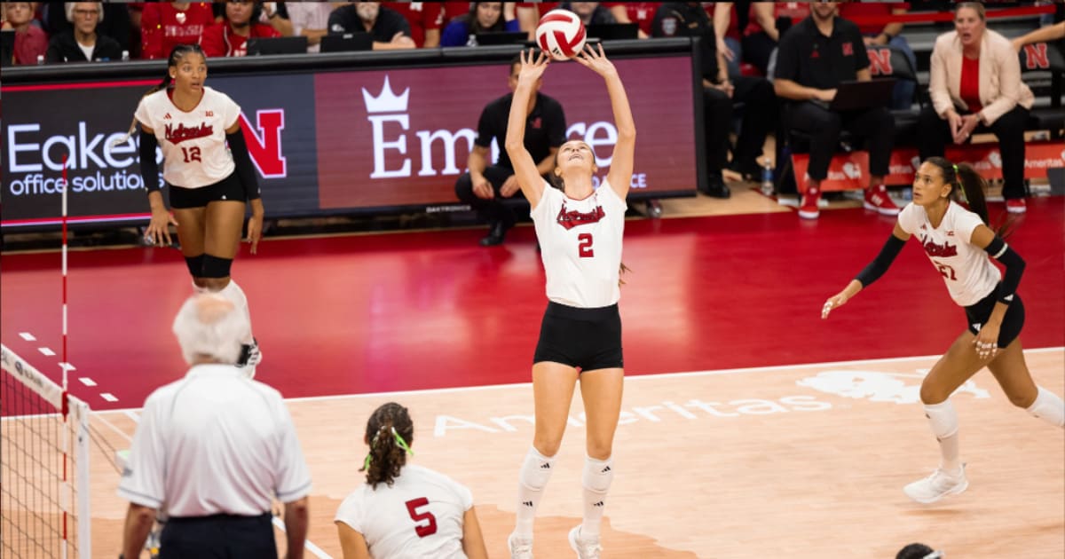 Nebraska sweeps Iowa to clinch share of Big Ten title