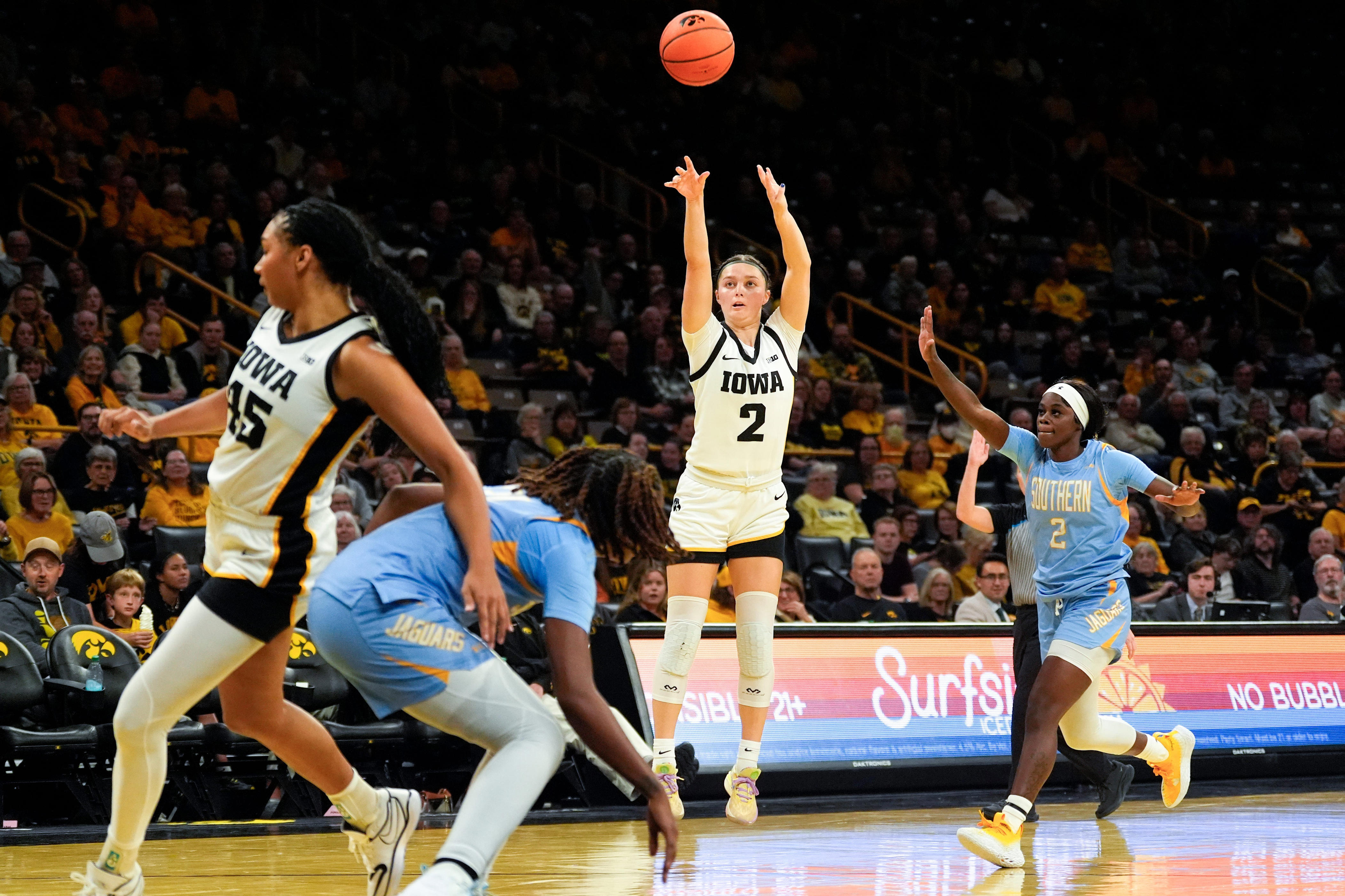 Iowa women's basketball downs No. 10 Baylor: Final score, recap