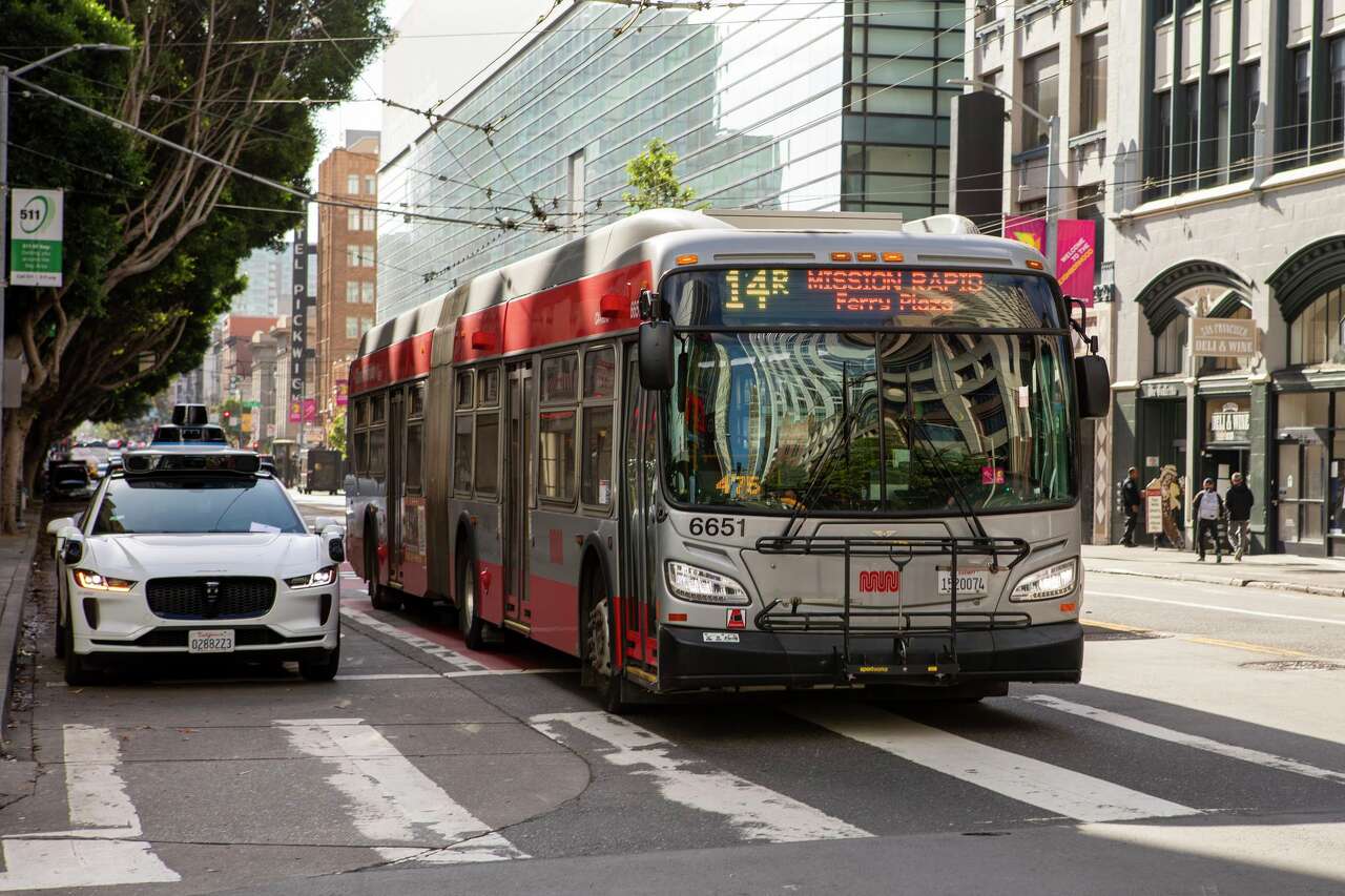 San Francisco secures $40 million for 24 new Muni buses