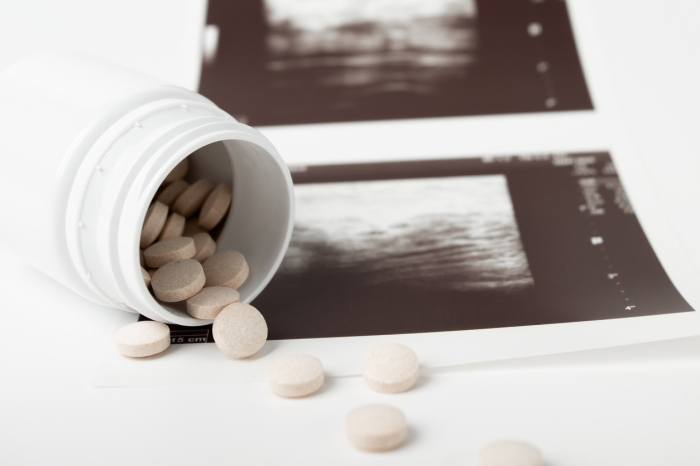 Doctor’s license suspended after woman claims he held her down, forced ...