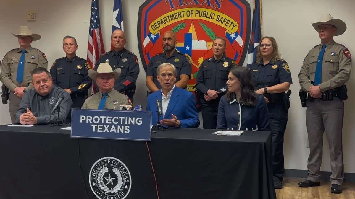 Abbott directs DPS to launch criminal investigations into Muslim ...