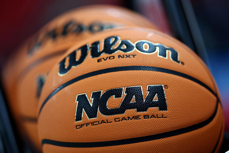 Men's college basketball games today: Schedule, times, how to watch for ...