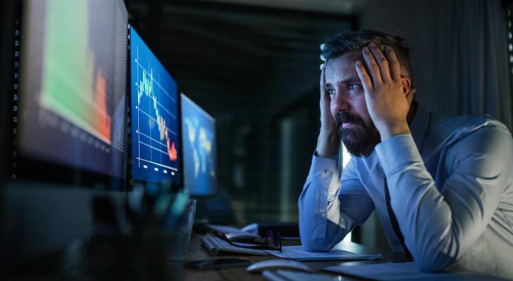 Investments are at a record high with 6 in 10 Americans in the stock ...