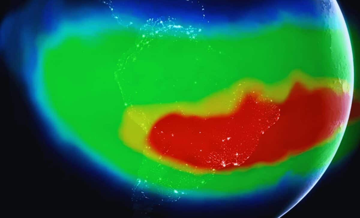 This Strange Anomaly is Expanding, And NASA is Tracking It Over the ...