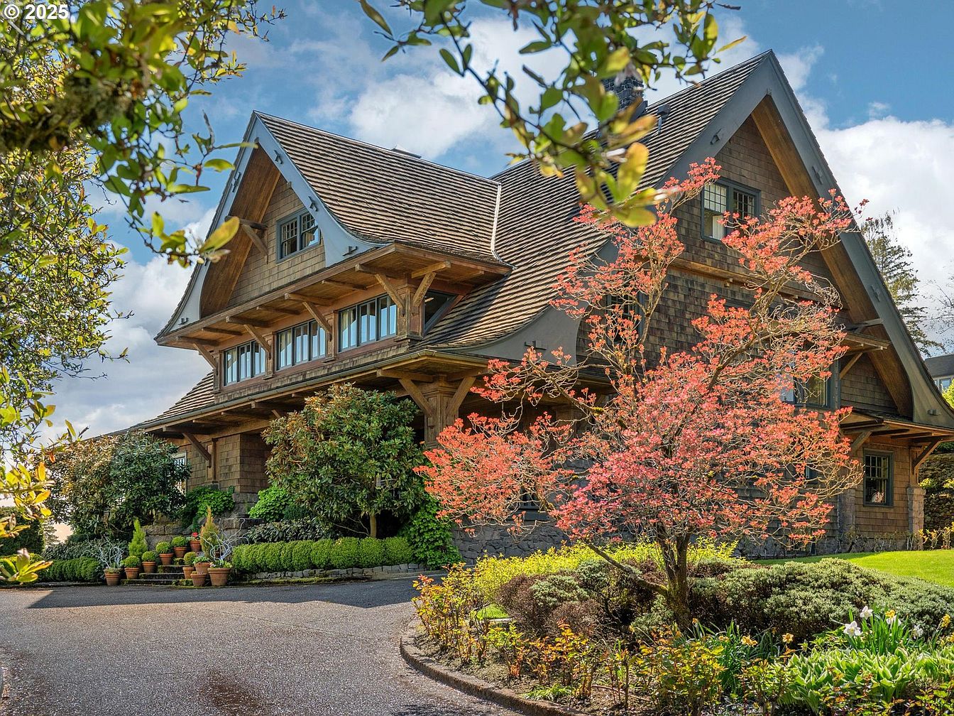 1911 Joseph Gaston House in Oregon: An Architectural Masterpiece with ...