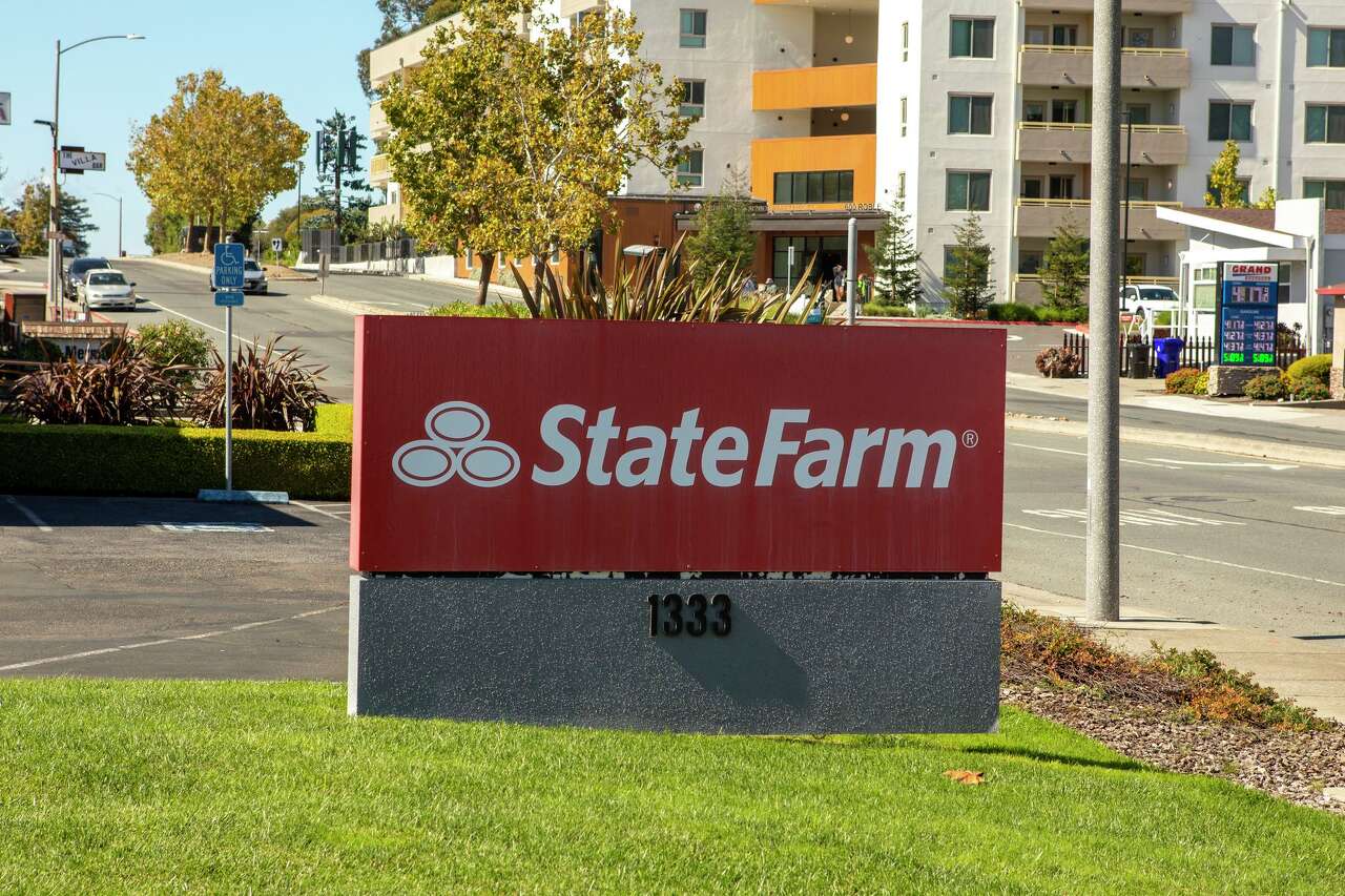 State Farm seeks rate decrease for California car insurance