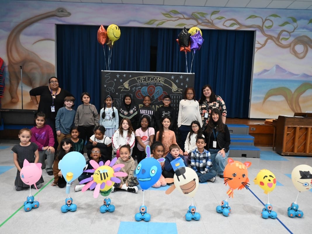 North Babylon Third Graders Debut Robot-Powered Balloon Parade