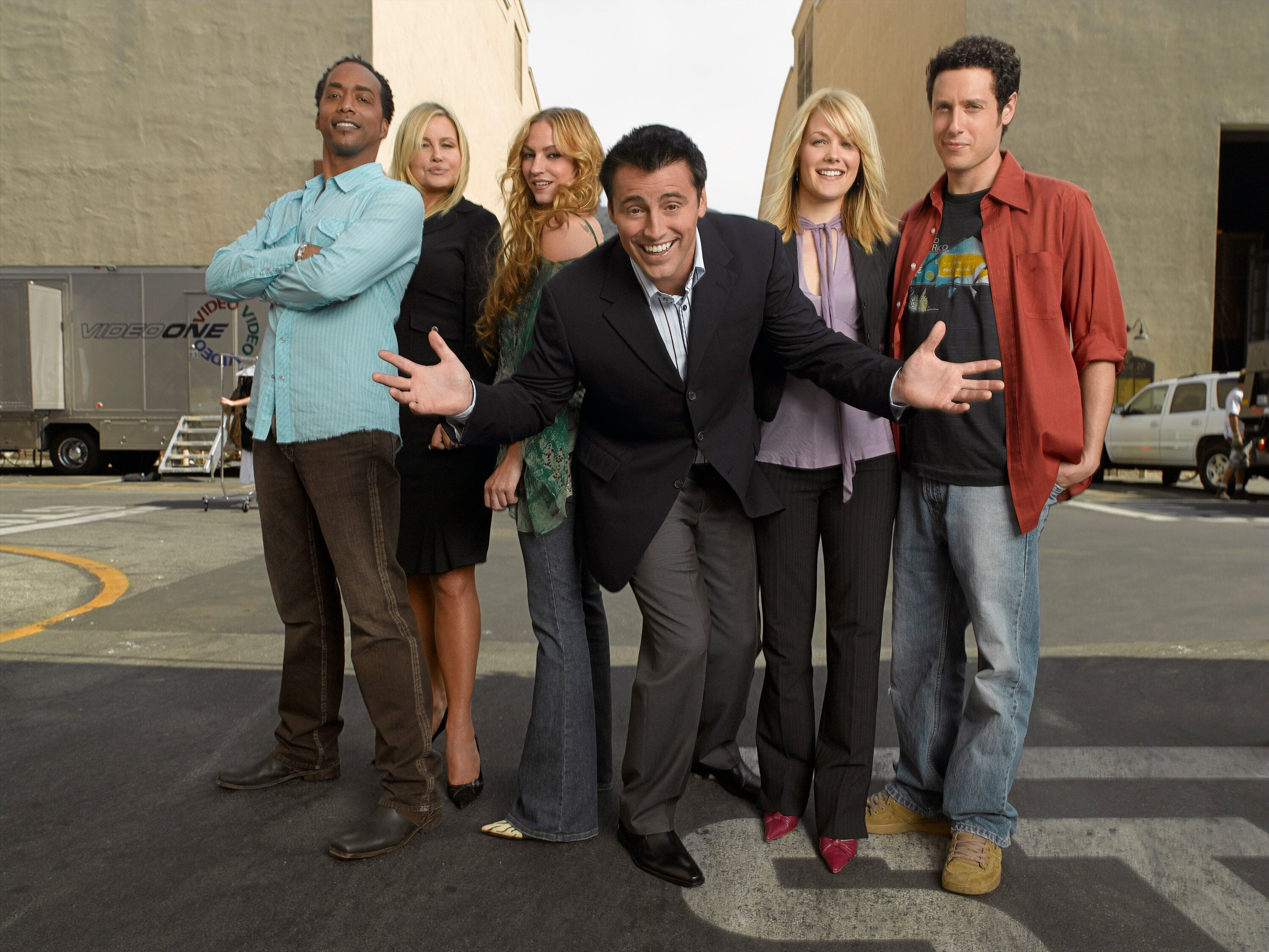 Episodes From Forgotten ‘Friends’ Spinoff Resurface On YouTube After ...