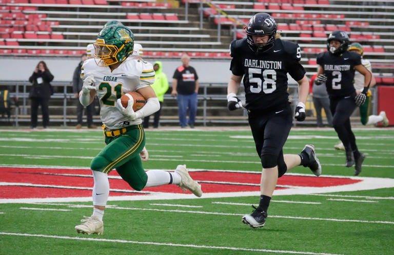 Edgar football's three-peat hopes end in D6 title loss to Darlington