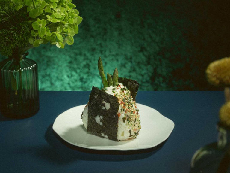 Jue Let bar makes dazzling debut in San Antonio's Pearl district